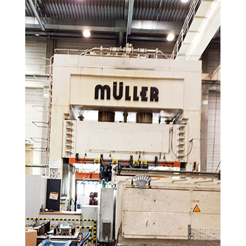 Used Hydraulic press Muller 700 Ton | SGTOOL